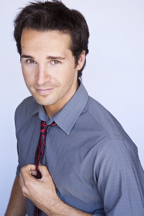 Quem é Christopher Emerson? [Who is Christopher Emerson?] | World ...