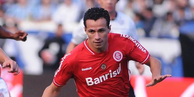 Leandro Damiao : SC Internacional - Soccer Series Wallpapers