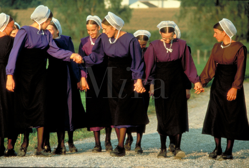 DRINKING OF ELDER MEN: Glory Be, the Lord Must Know How I love Tomatoes!
