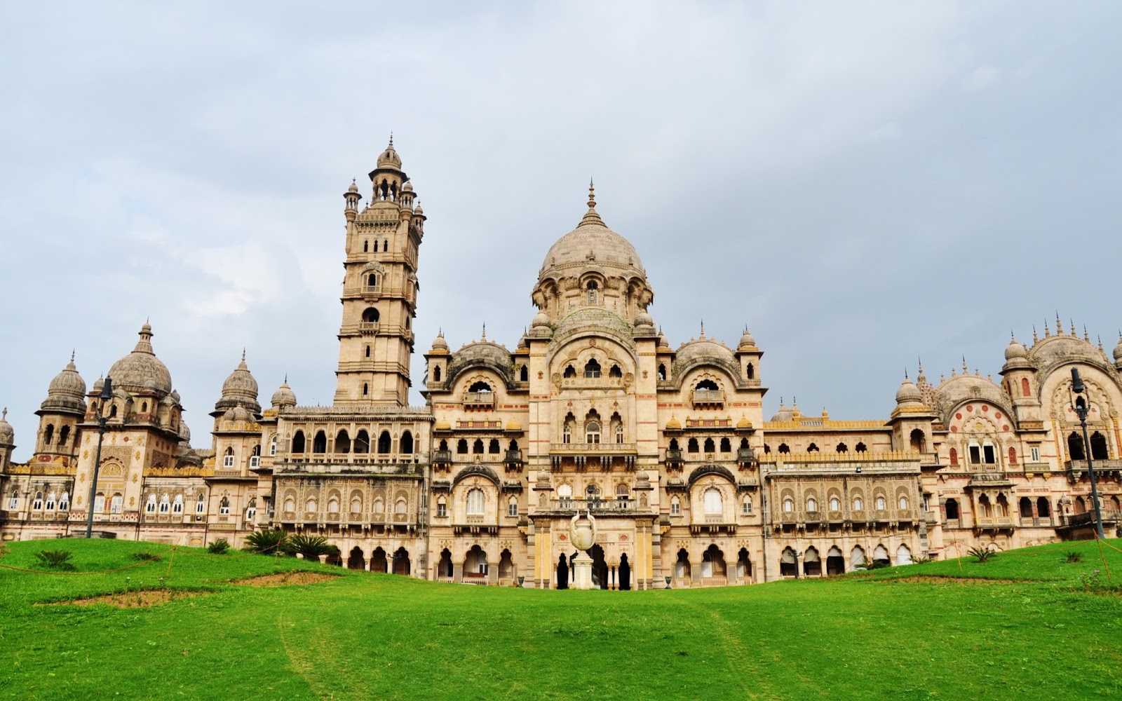 Gujarat Heritage Sites: Lakshmi Vilas Palace