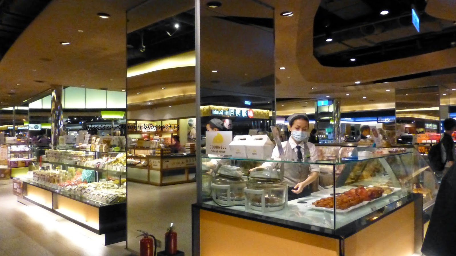 Alice Travelogue: Taiwan Trip 2014 - Day3 - Lunch at food court in Q ...