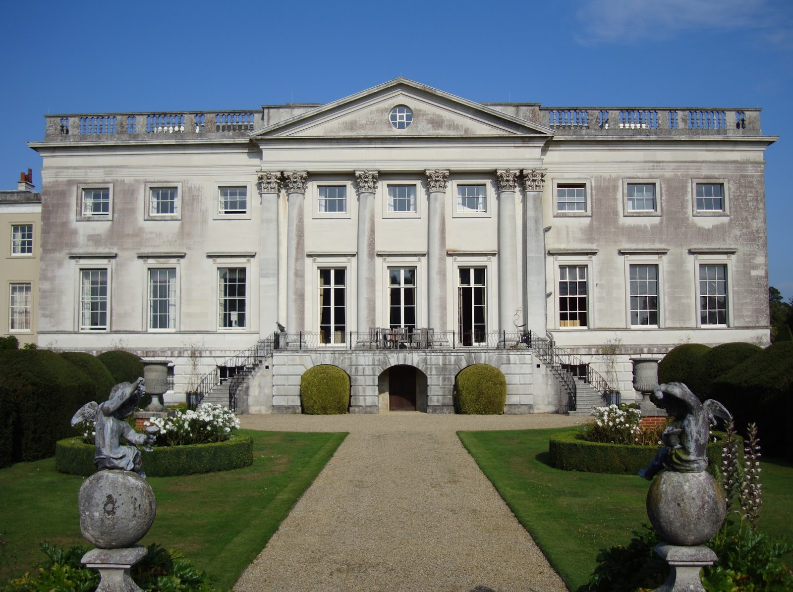 Landed families of Britain and Ireland: (306) Bacon of Redgrave Hall ...
