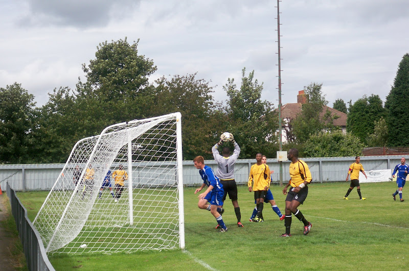 Football Grounds visited by Richard Bysouth: Banstead Athletic FC