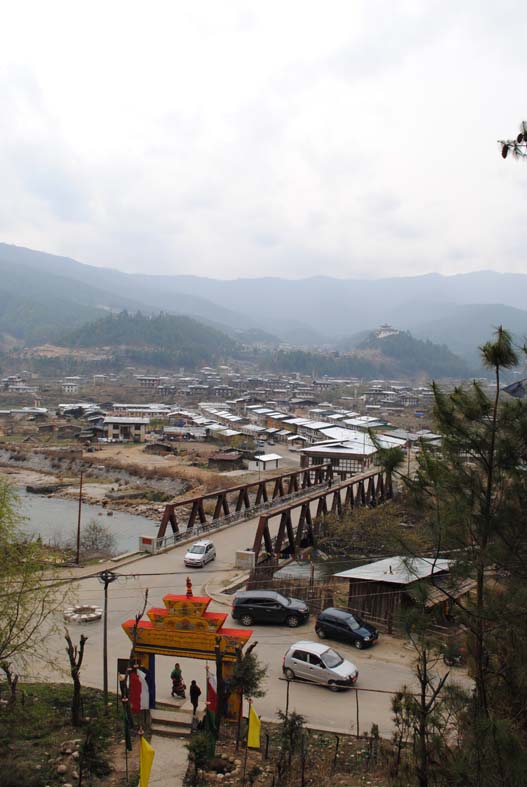 Kuzuzangbo la aus dem Himalaya: Jakar