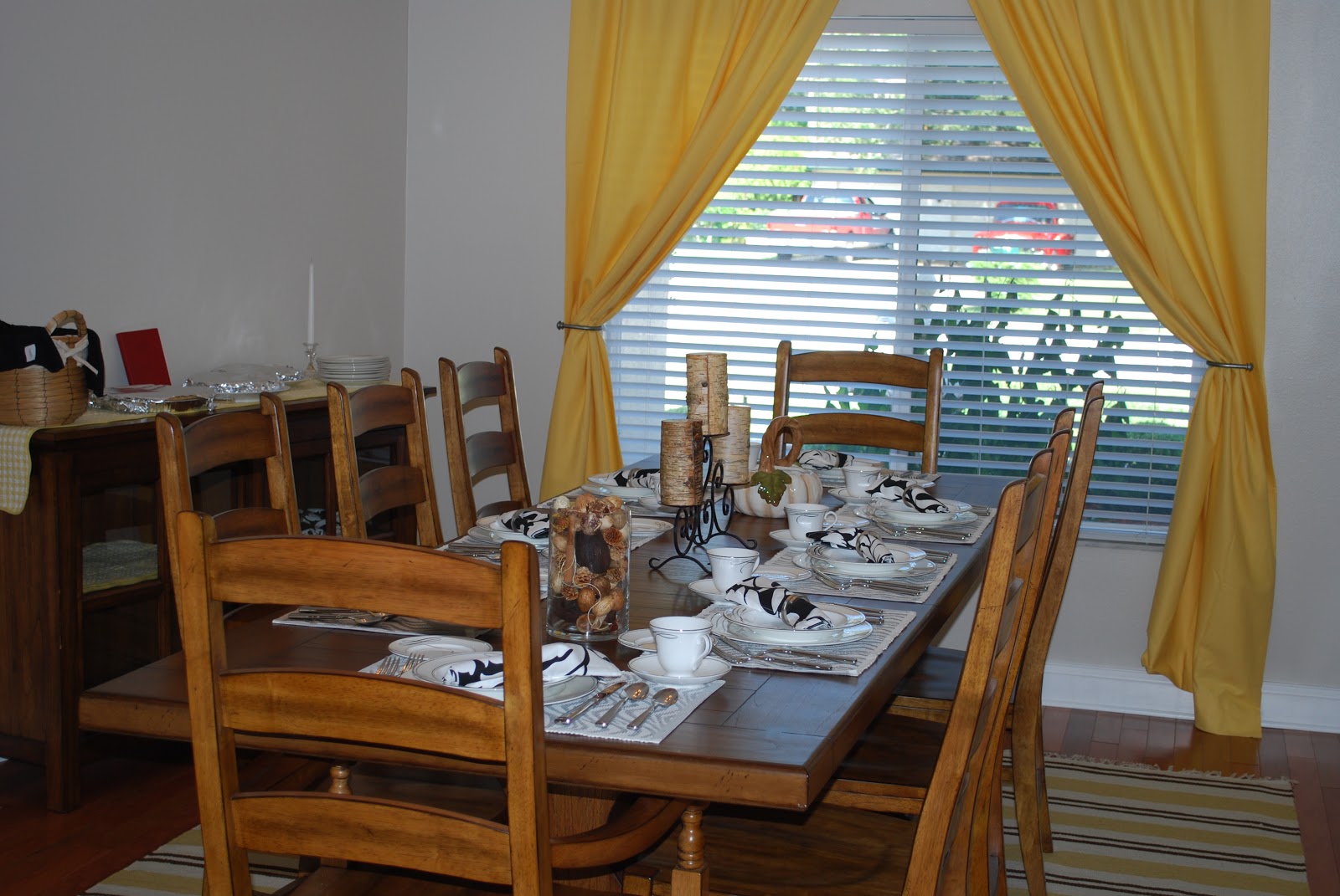 Kara's Korner: Dining Room Updates