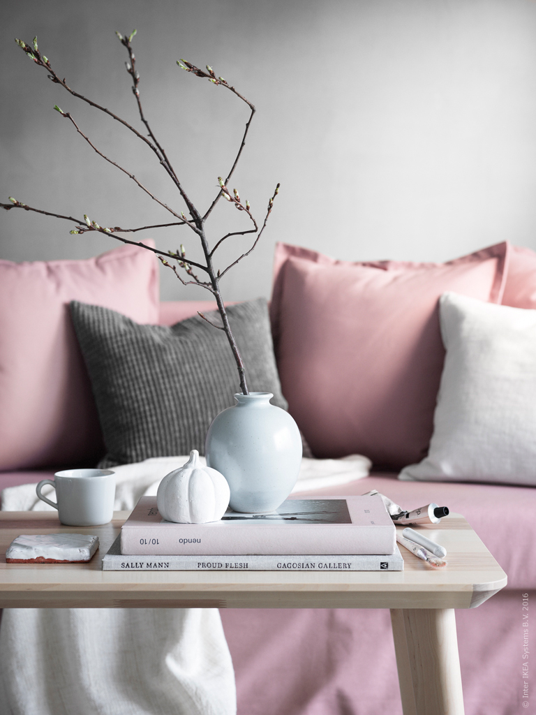 The dreamiest pink Ikea couch - Daily Dream Decor
