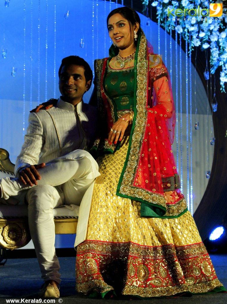 MalluZ WorLd: SaMVriTHa SuniL MaRRiaGe ReCePTioN PHoTo'Z