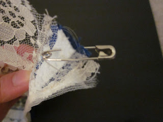From Woo to You: DIY: Sew a Garter