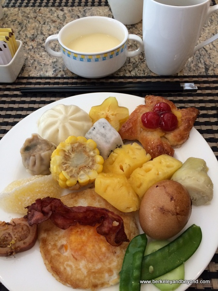 Travels With Carole: July 2015