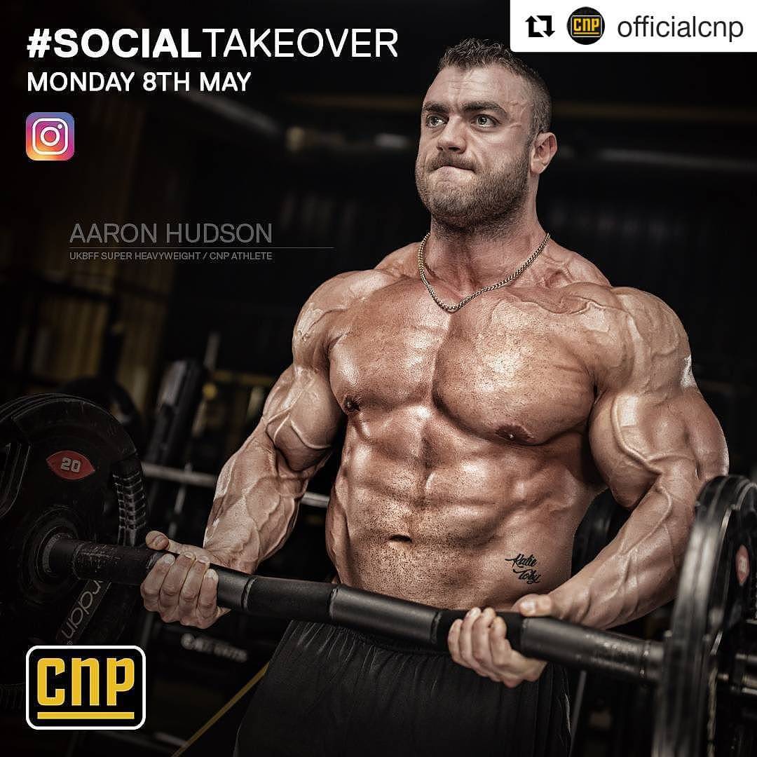 Worldwide Bodybuilders: British monster hunk Aaron Hudson