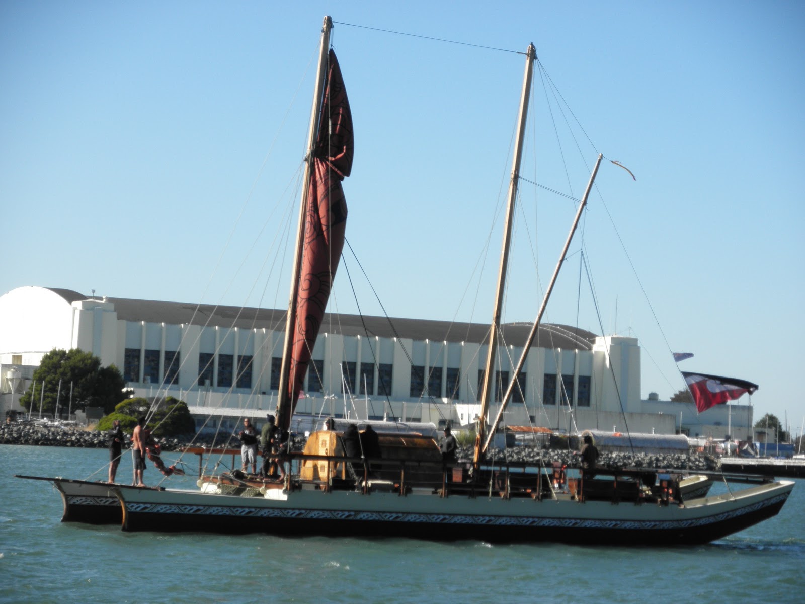 SV Windarra: Six Vaka from Fakarava