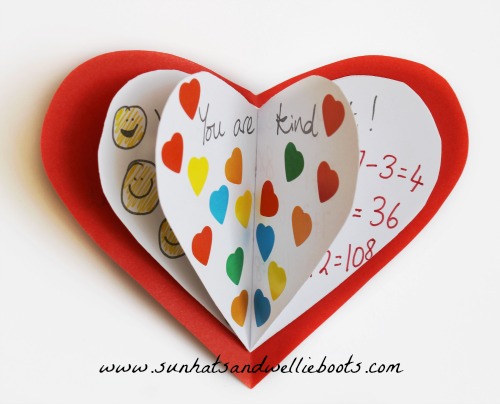 Sun Hats & Wellie Boots: "5 Things I Love About You" Heart Book