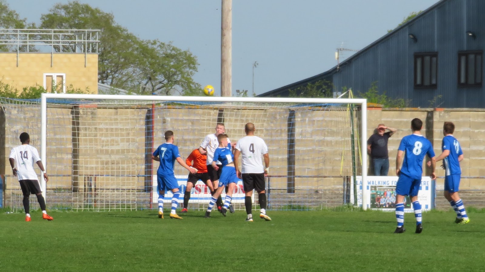 The Wycombe Wanderer: Clevedon Town - The Hand Stadium