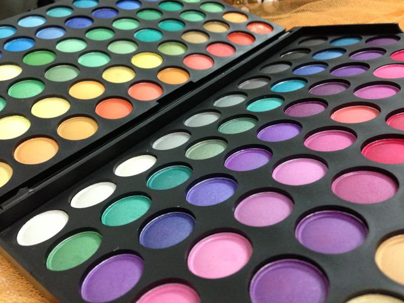 120 Color Eyeshadow Palette 1st Edition By Beautystore4u.co.uk ...