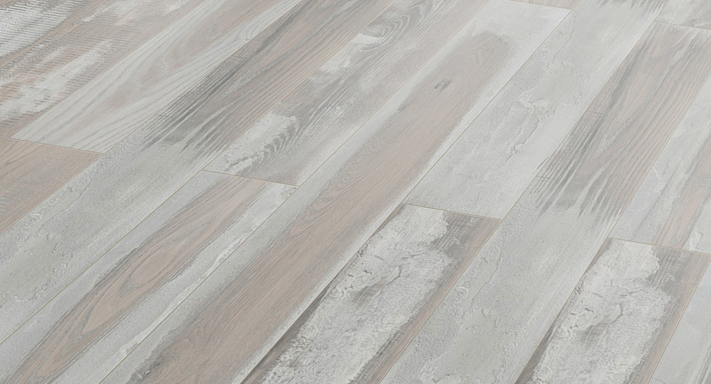 Beyaz Laminat Parke Modelleri: Beyaz Patina Boyalı Çam Laminat Parke