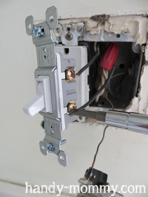 Handy Mommy: Replacing Old, Ugly Light Switches {Bathroom Makeover ...