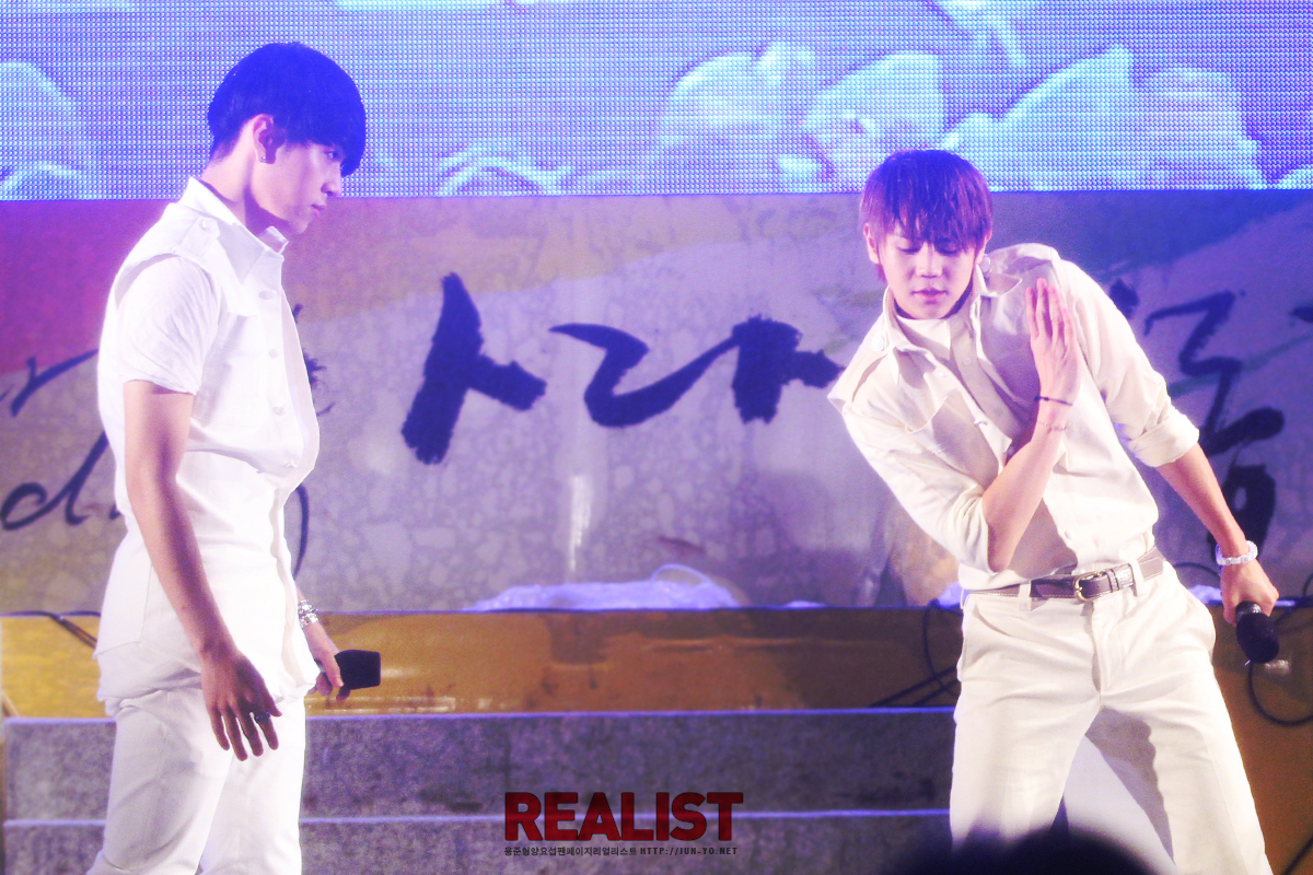 BEAST - 비스트: Junseob and Junseob and Junseob