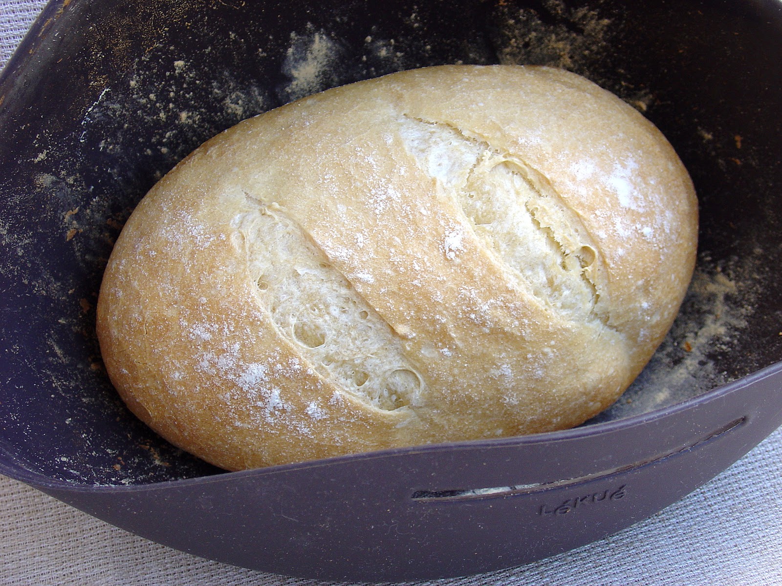 Ma Petite Boulangerie: Pan básico paso a paso en panera lékué