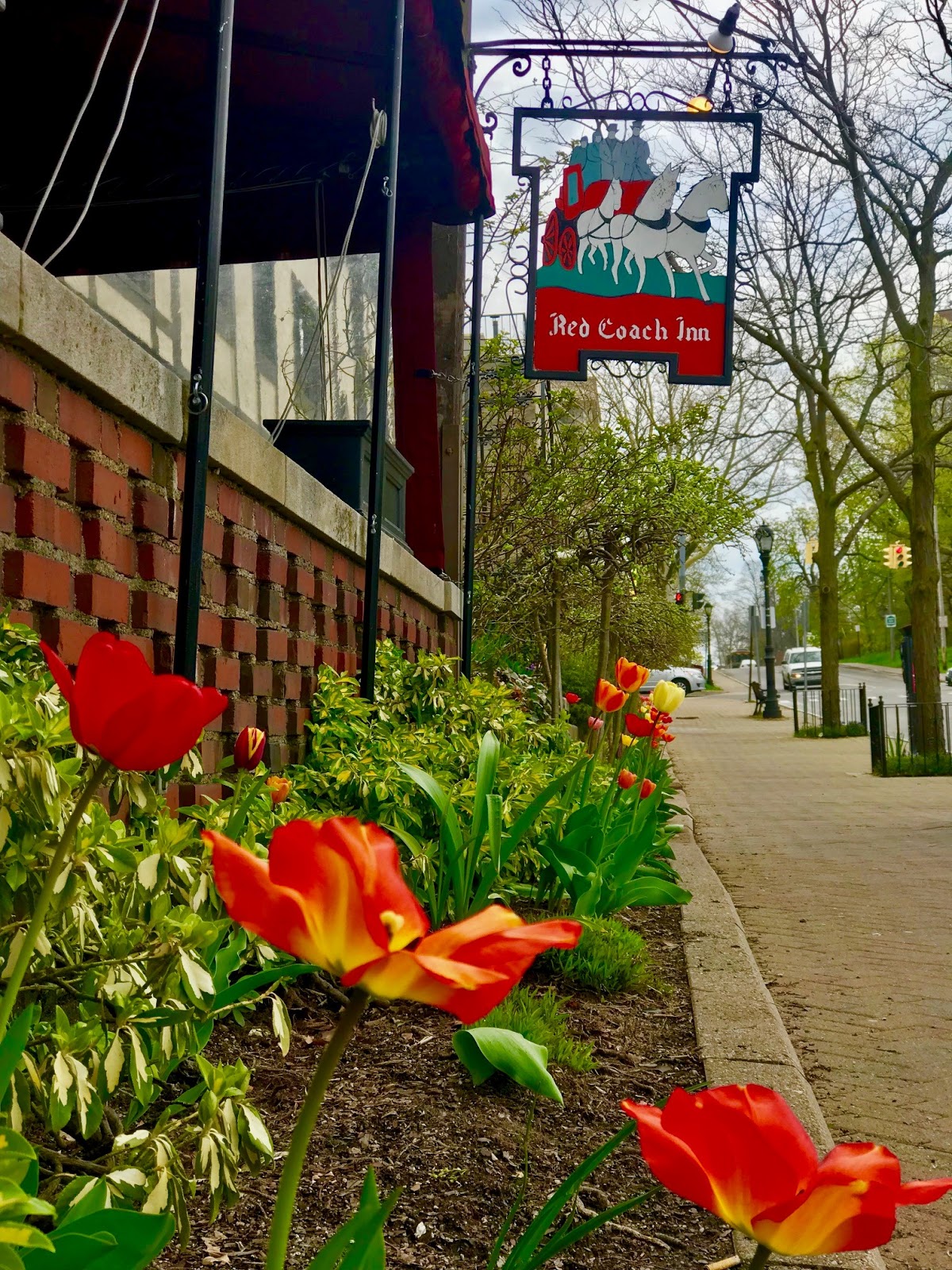 Red Coach Inn: Summer 2019 at the Red Coach Inn Restaurant