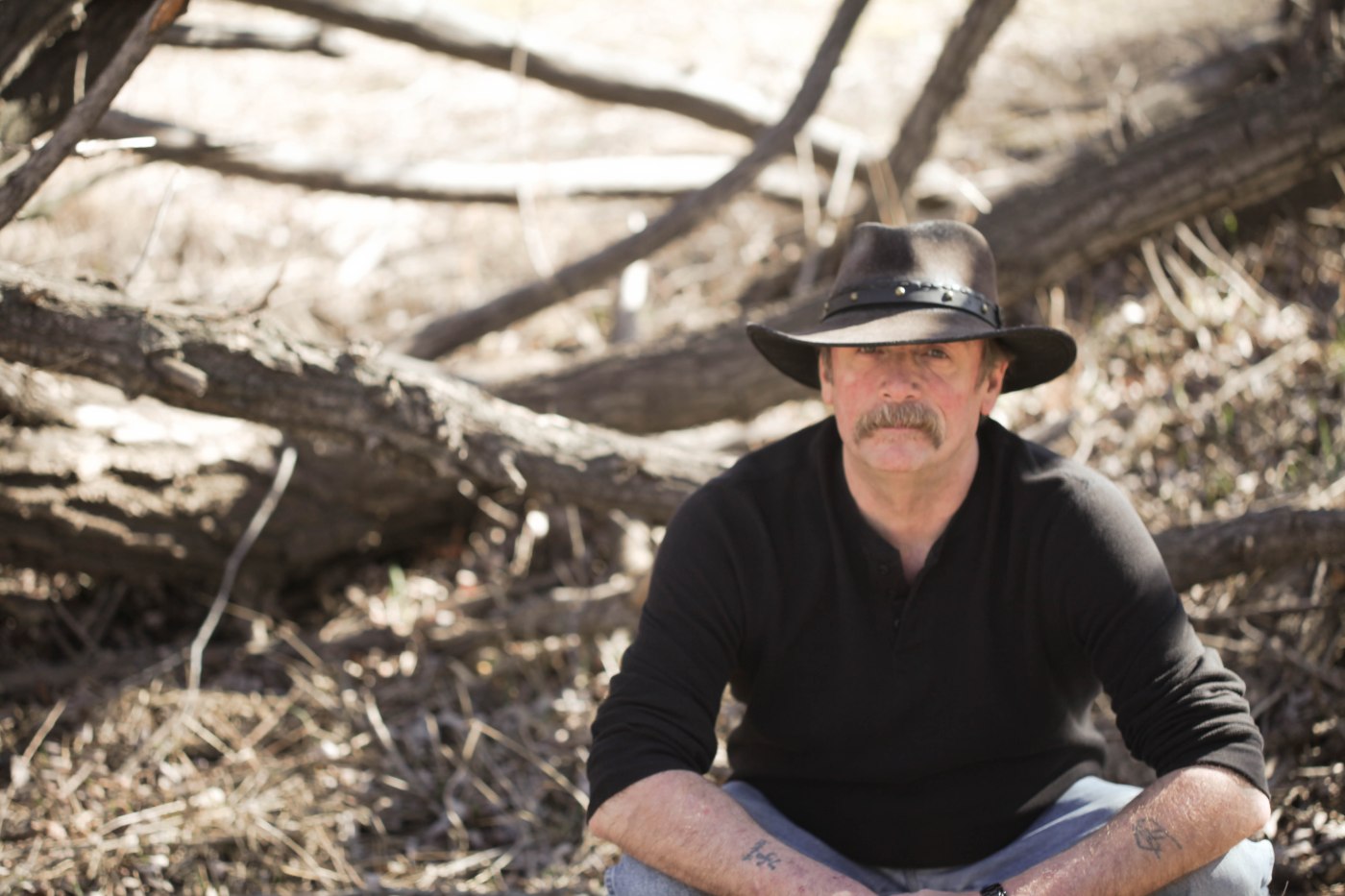 COL'S CRIMINAL LIBRARY: EDDY COOK - FACES, PLACES AND PAIN (2016)