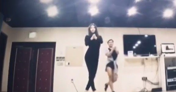 Suzy shows that she still practices dancing on her off time