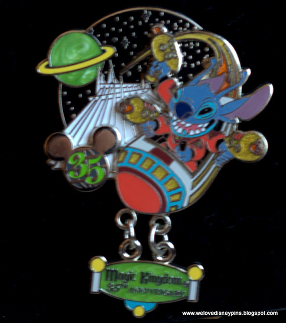 We Love Disney Pins: Stitch