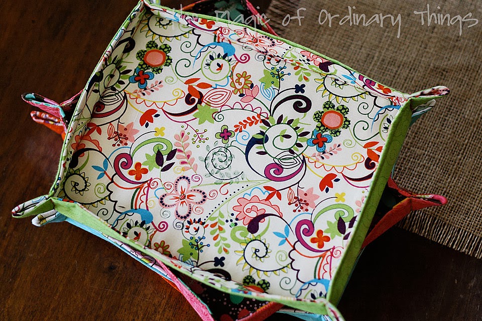 The Magic of Ordinary Things: FABRIC TRAYS...