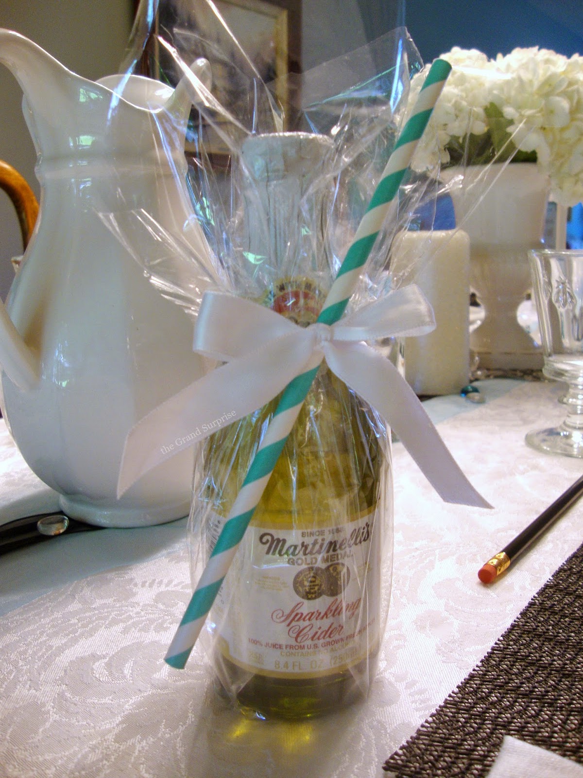 the Grand Surprise!: Breakfast at Tiffany's { menu }