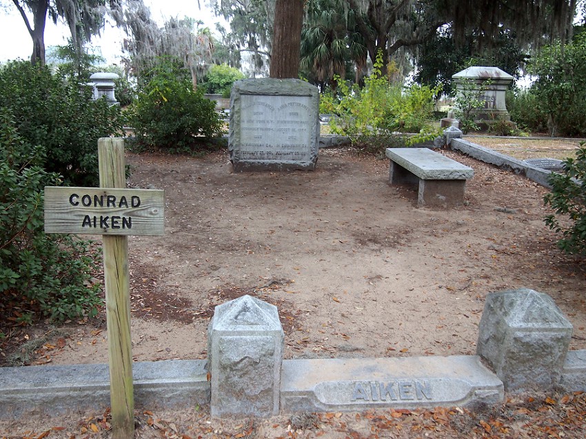 OTIS (Odd Things I've Seen): Southern Graveyard Charm: Bonaventure Cemetery