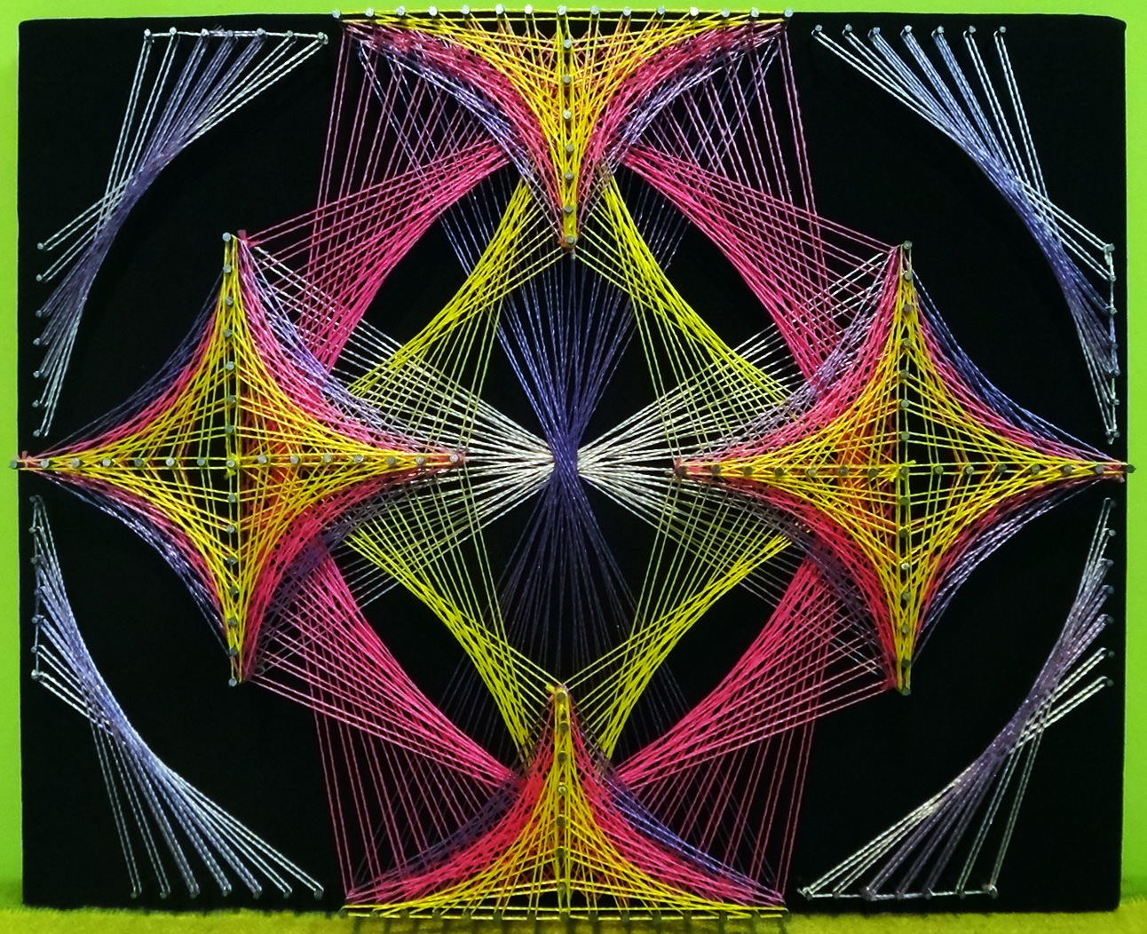 Aline Campbell: string art