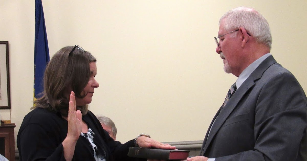 COLUMBIA SPY: Denlinger takes over as Columbia's borough manager