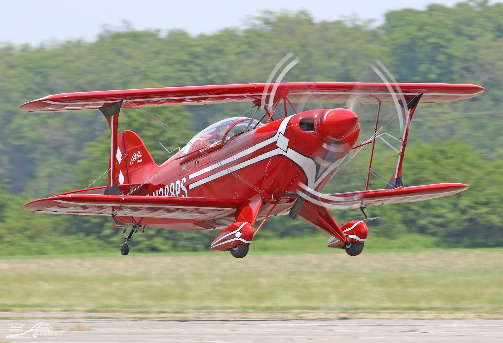 The Aero Experience: Precision Aerobatics Make the Grade at the Salem ...