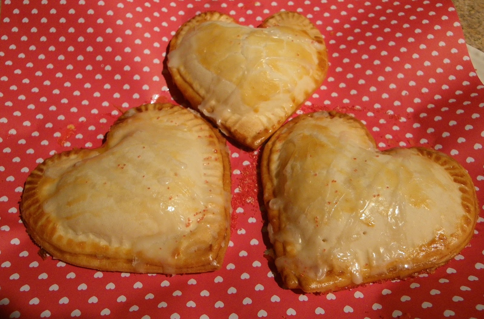 SWEETS FOR THE SWEET : Sweetheart lemon pocket pies