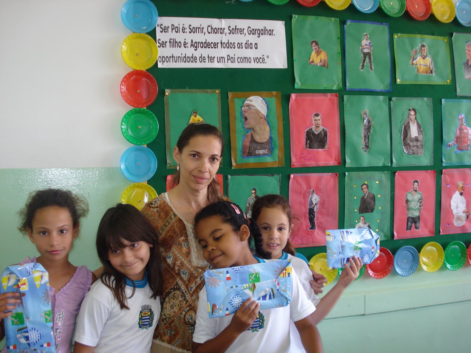 EMEF "PROF ALBERTO BASILIO DE ALMEIDA": 13/08/2011 - DIA DOS PAIS...