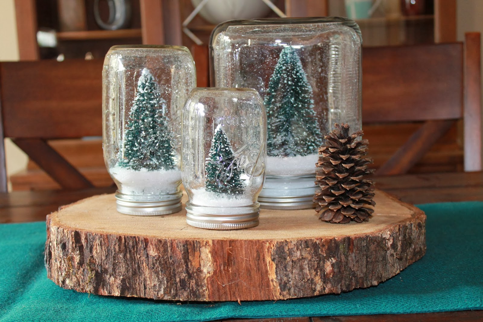 Hous.Love.Dog.Blog.: DIY Mason Jar Snow Globes