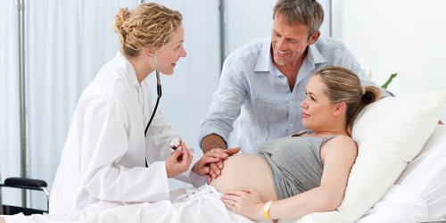 Le grand moment de l'accouchement - Des jumeaux et des mots