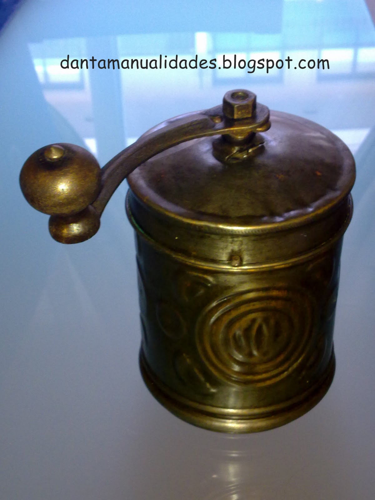 Danta Manualidades: Antiguo Molinillo de Café