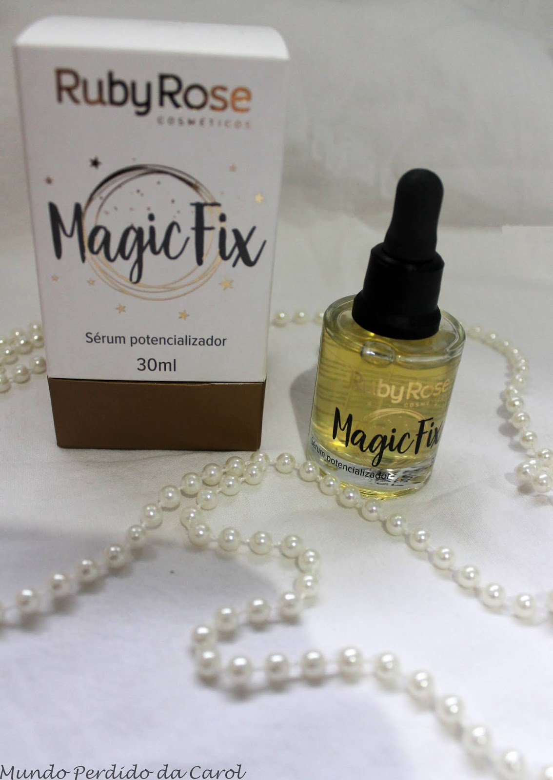 Mundo Perdido da Carol: Resenha: Magic Fix (Ruby Rose)