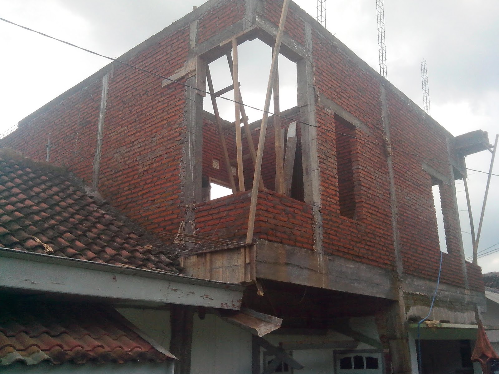 Rangka Atap Galvalum Rumah Pak Aslan - Wukir Batu ~ Galvalum, Kanopi ...