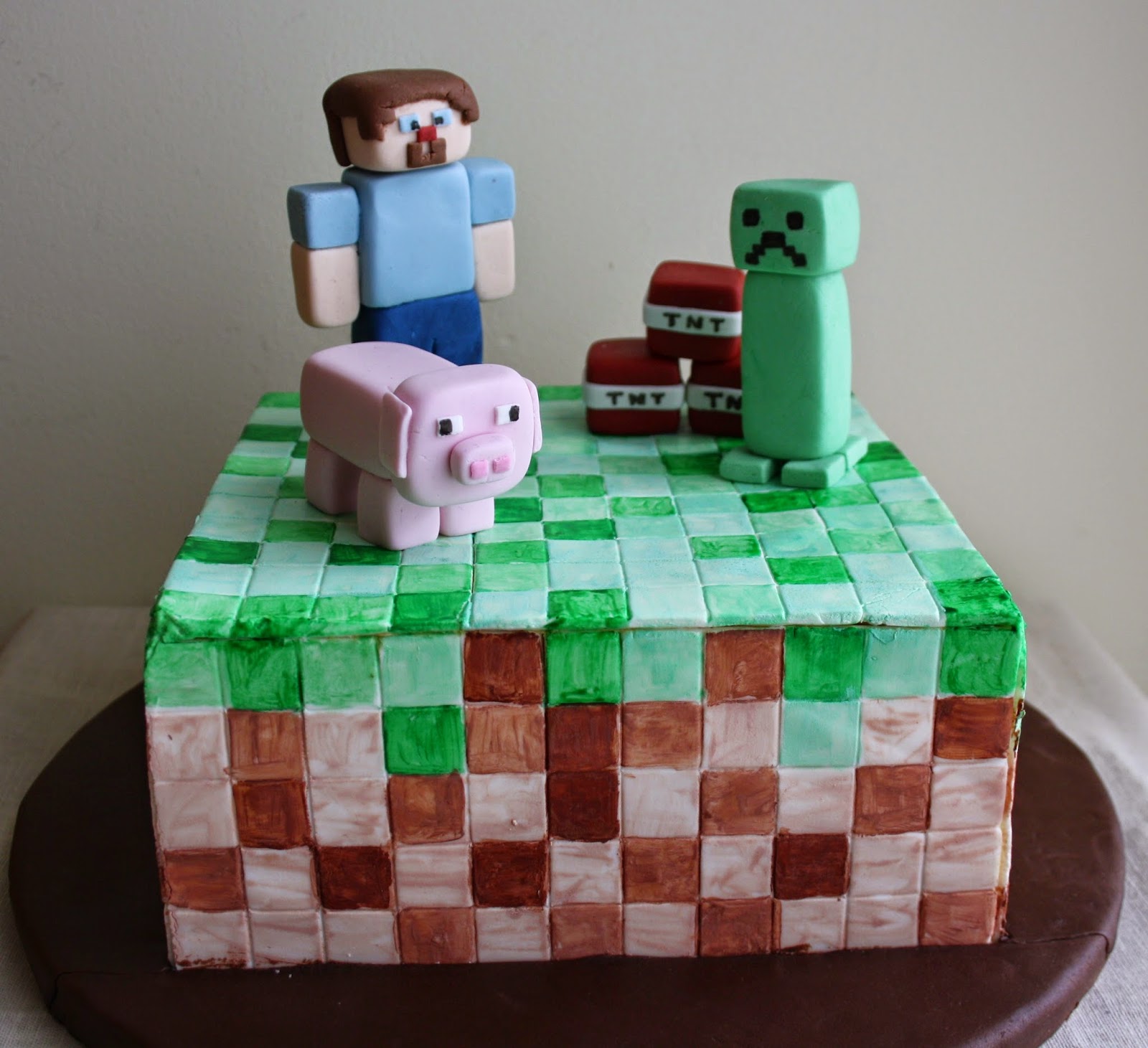 Belen cakes and cookies: Tarta Minecraft para los hijos de Charo