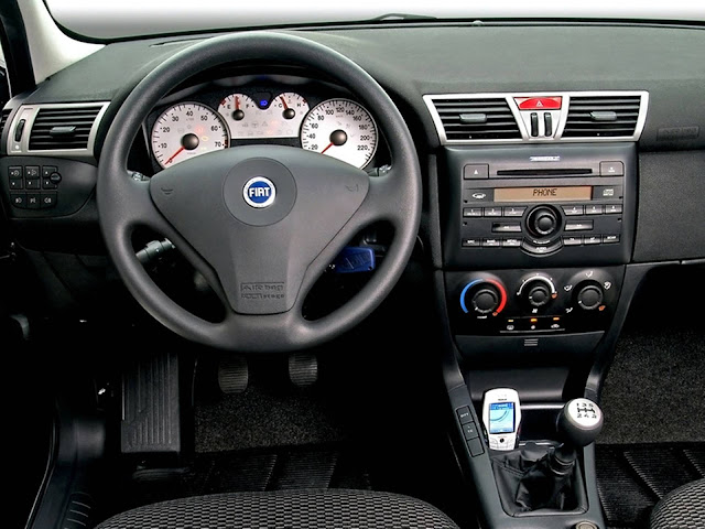 Fiat Stilo 2003: fotos e detalhes das versões - lançamento