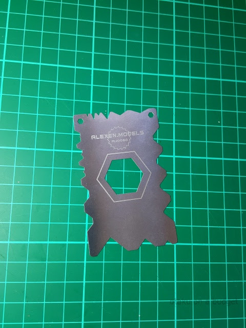 otaku on a budget: Alexen Model Angle Scraper - Review