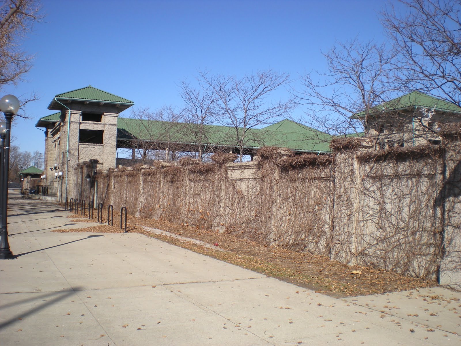 Chicago Landmarks Tour 2010-2011: Trip 93: 63rd Street Bathing Pavilion