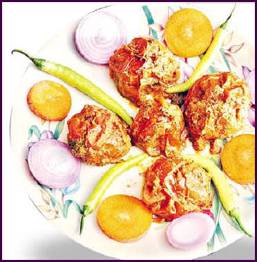 TELUGU WEB WORLD: TOMATO GUTTHI TELUGU RECIPE