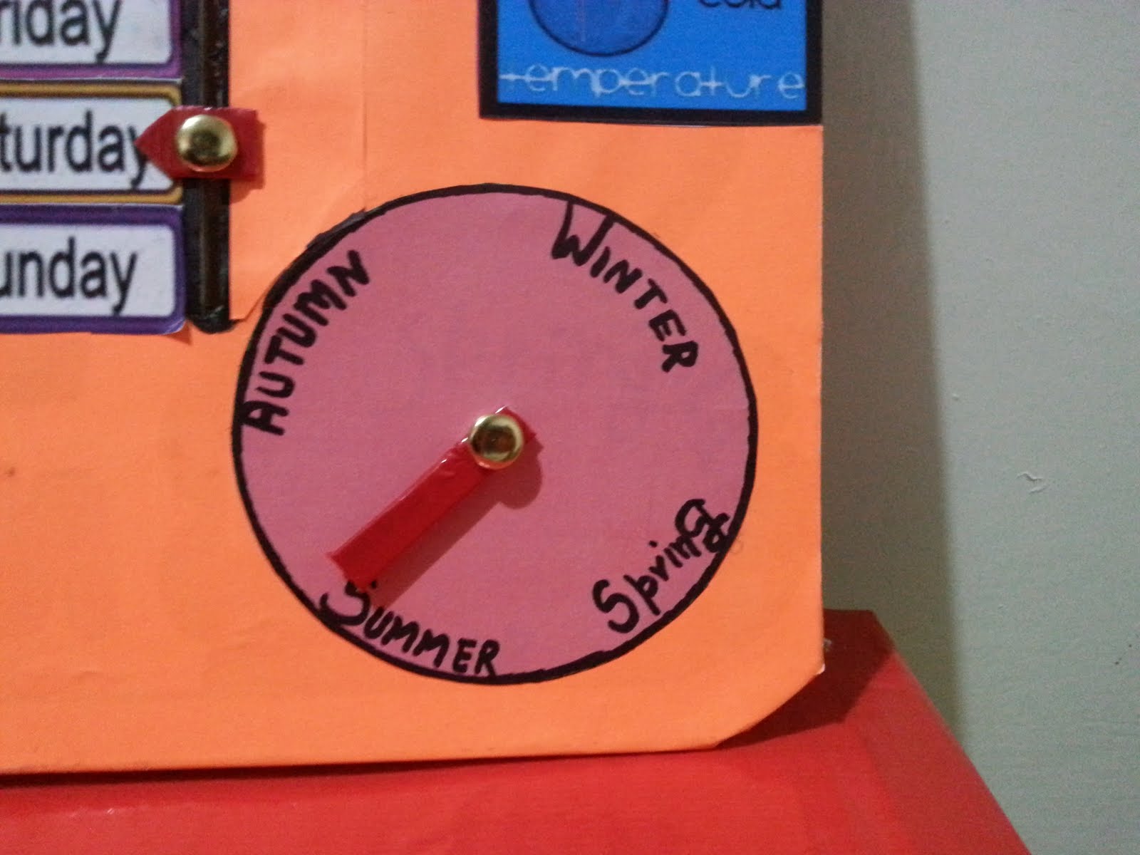 Artadium: Kids Calendar- DIY 5 min cardboard craft.