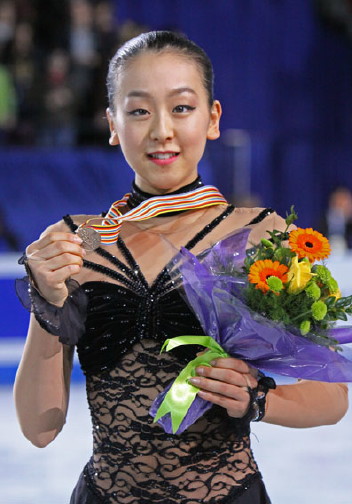 Figure skater Mao asada Wallpapers | Desktop Sports Stars Wallpapers