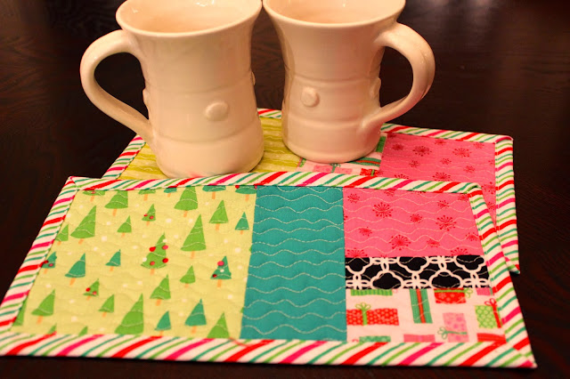 live.faith.homeschool.[sew].: Christmas Mug Rug Blitz!