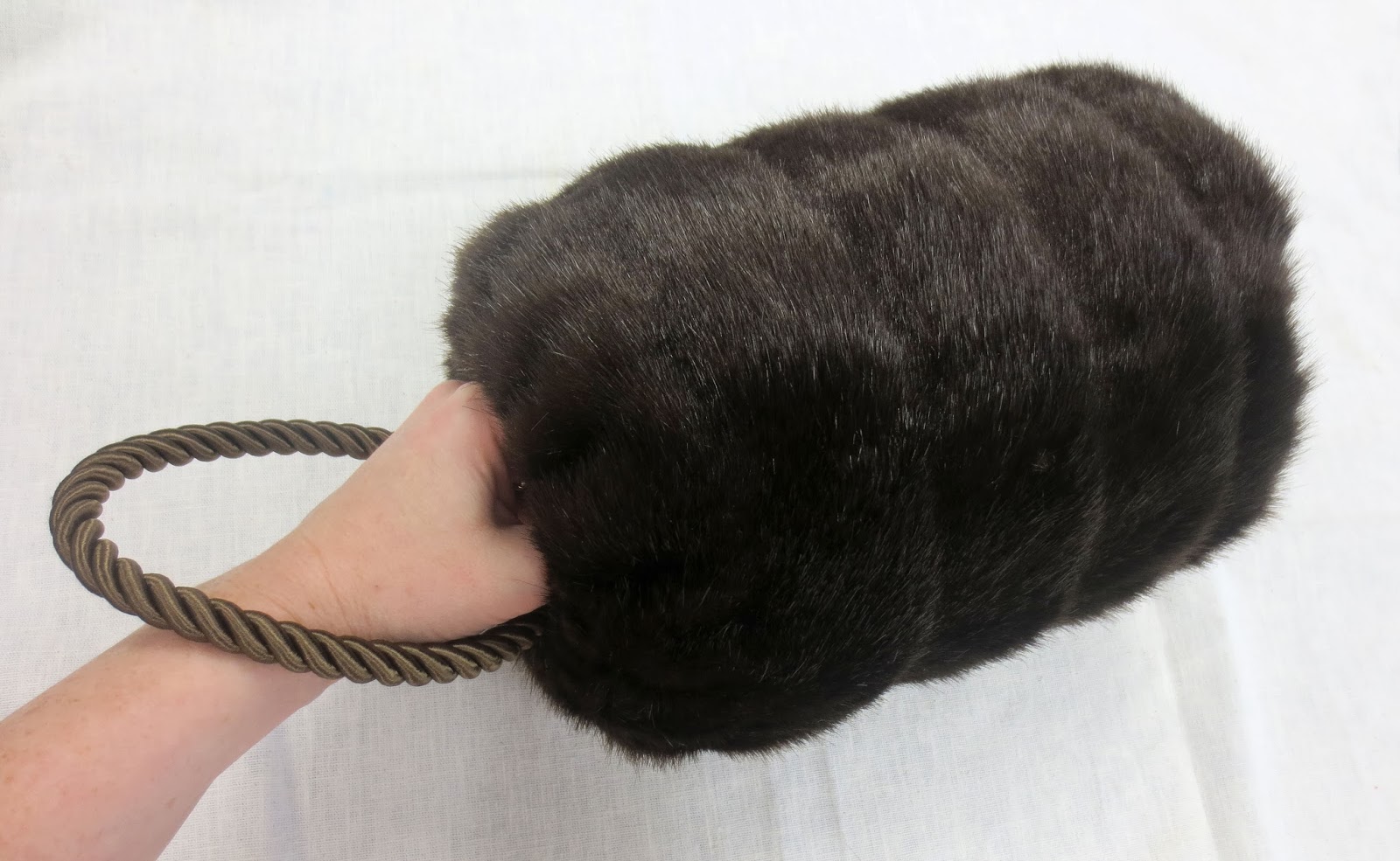 Festive Attyre: faux fur muff