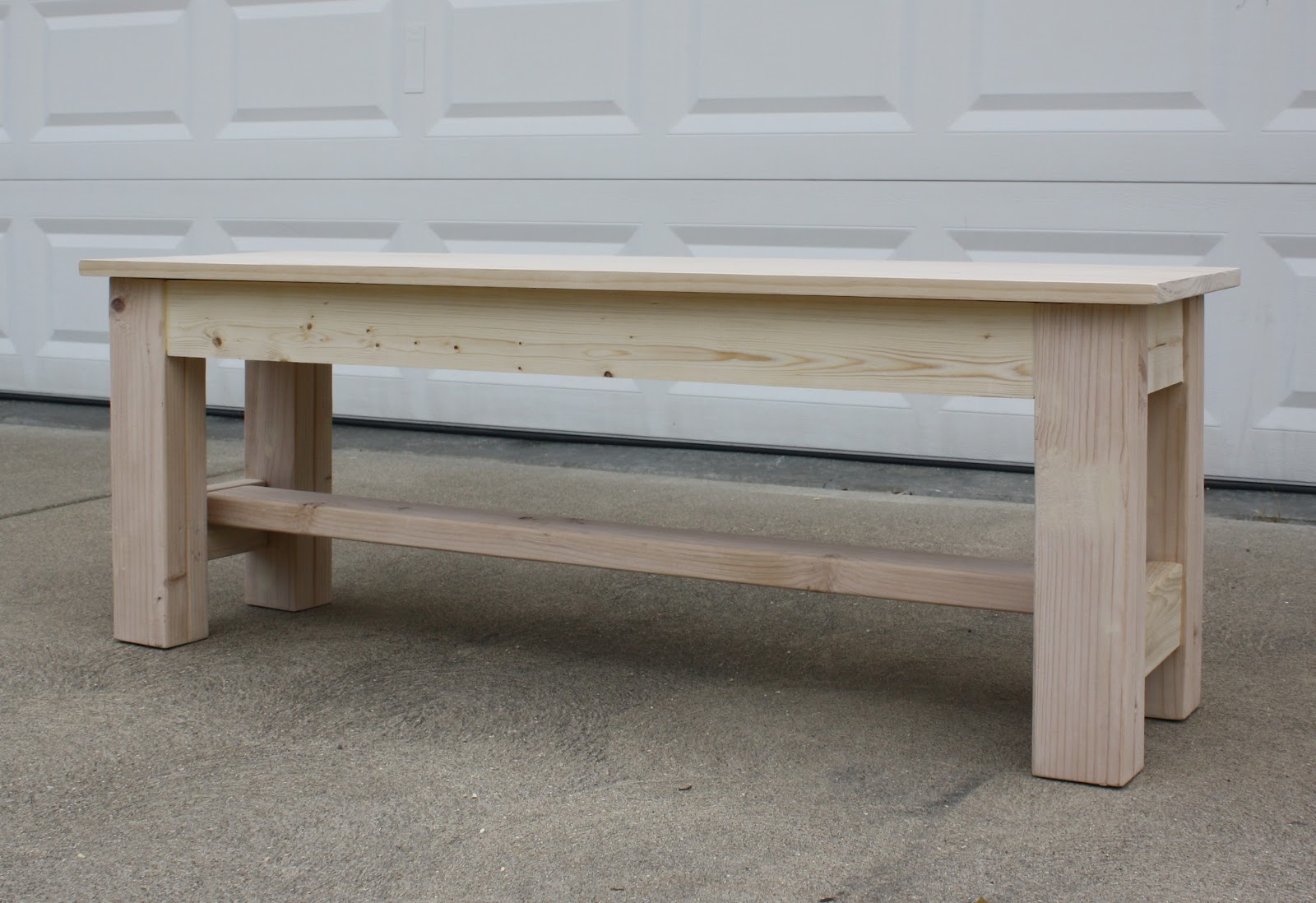 Gretchen's Garage: Farmhouse Bench