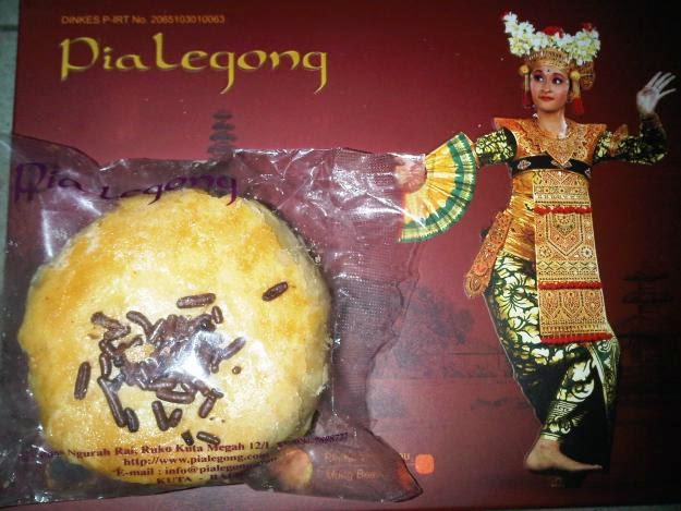 Pia Legong,Pia Legendaris Asli Bali | Pie Susu Dhian | Pia Eiji Pusat ...